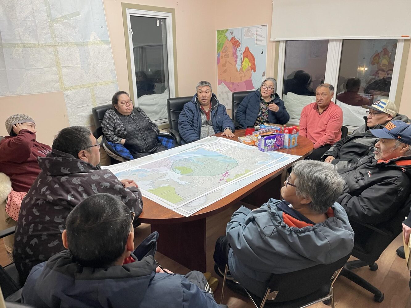 Inuit women-led expedition help Netsilikmiut share knowledge - WWF.CA